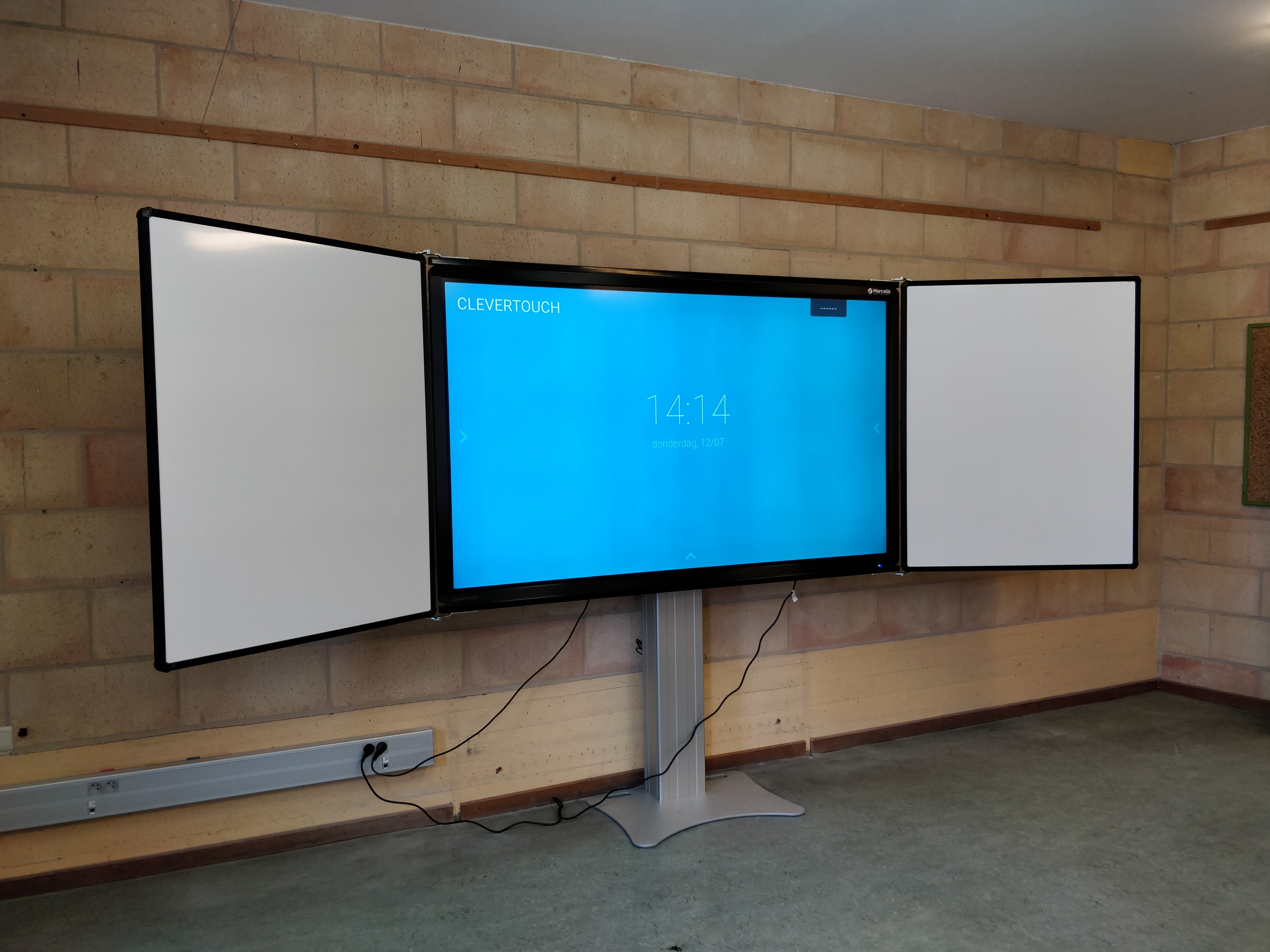 Basisschool Sint Alena - Clevertouch Touchscreen Digibord - Marcelis